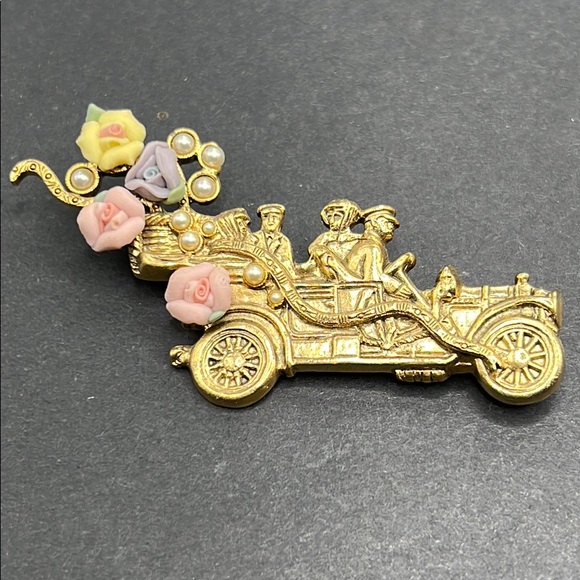 1928 | Jewelry | 928 Porcelain Flower Car Brooch | Poshmark